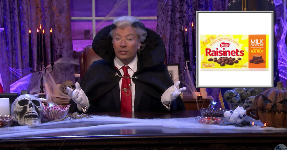 Jimmy Fallon Dresses as Count Trumpula