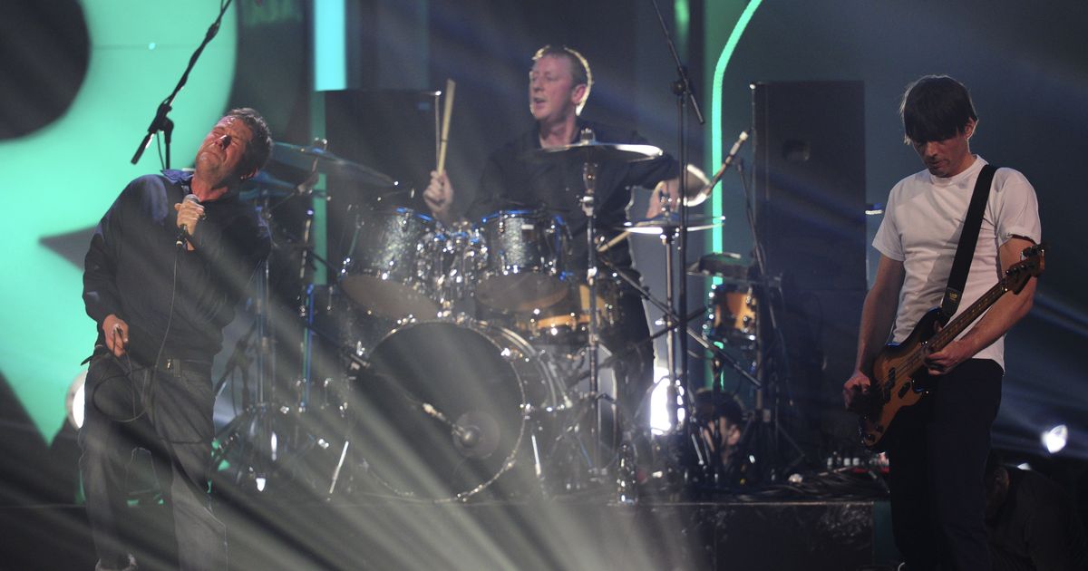 Blur Is Staying Together for Another Nine Months, at Least