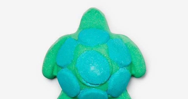 Lush Created a Green-Blue Turtle-Shaped Jelly Bath Bomb