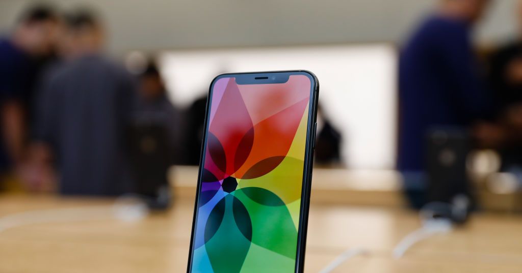 How to Switch Apps on the iPhone X