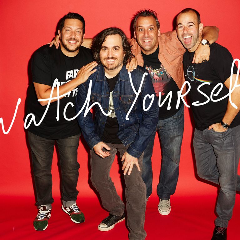 34 Photos of Your Favorite Stars Backstage at New York Comic Con 2016 ...