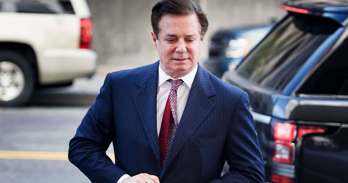 Paul Manafort Will Wear a Suit to Court