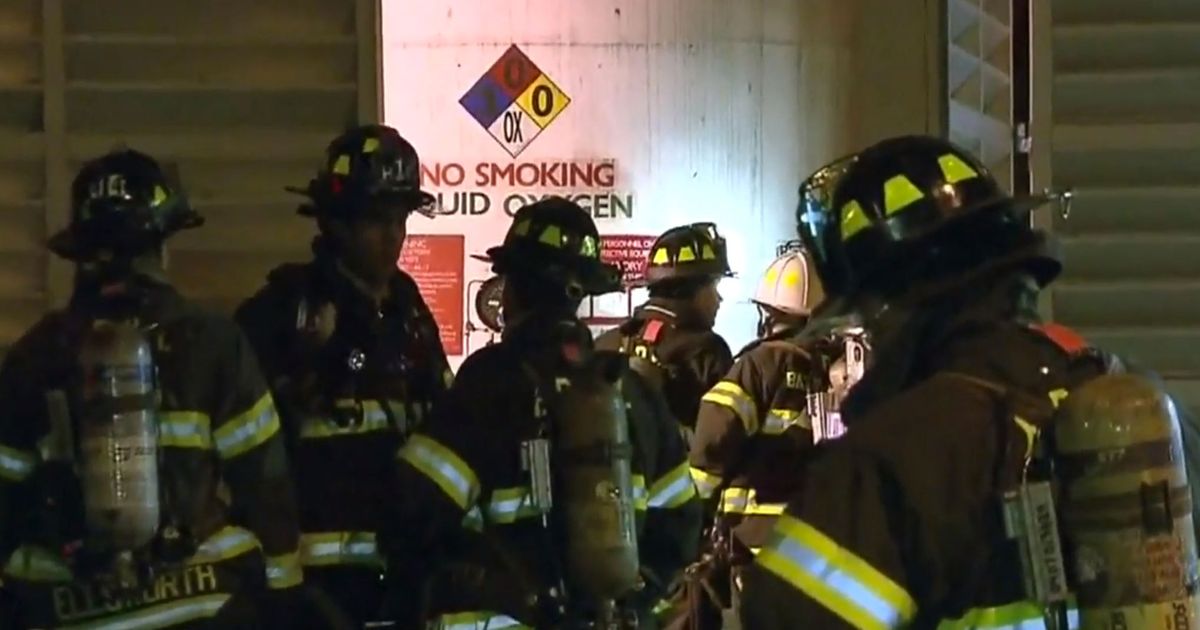 Man Jumps From Building, Busts Open an Oxygen Line at a Nearby Hospital