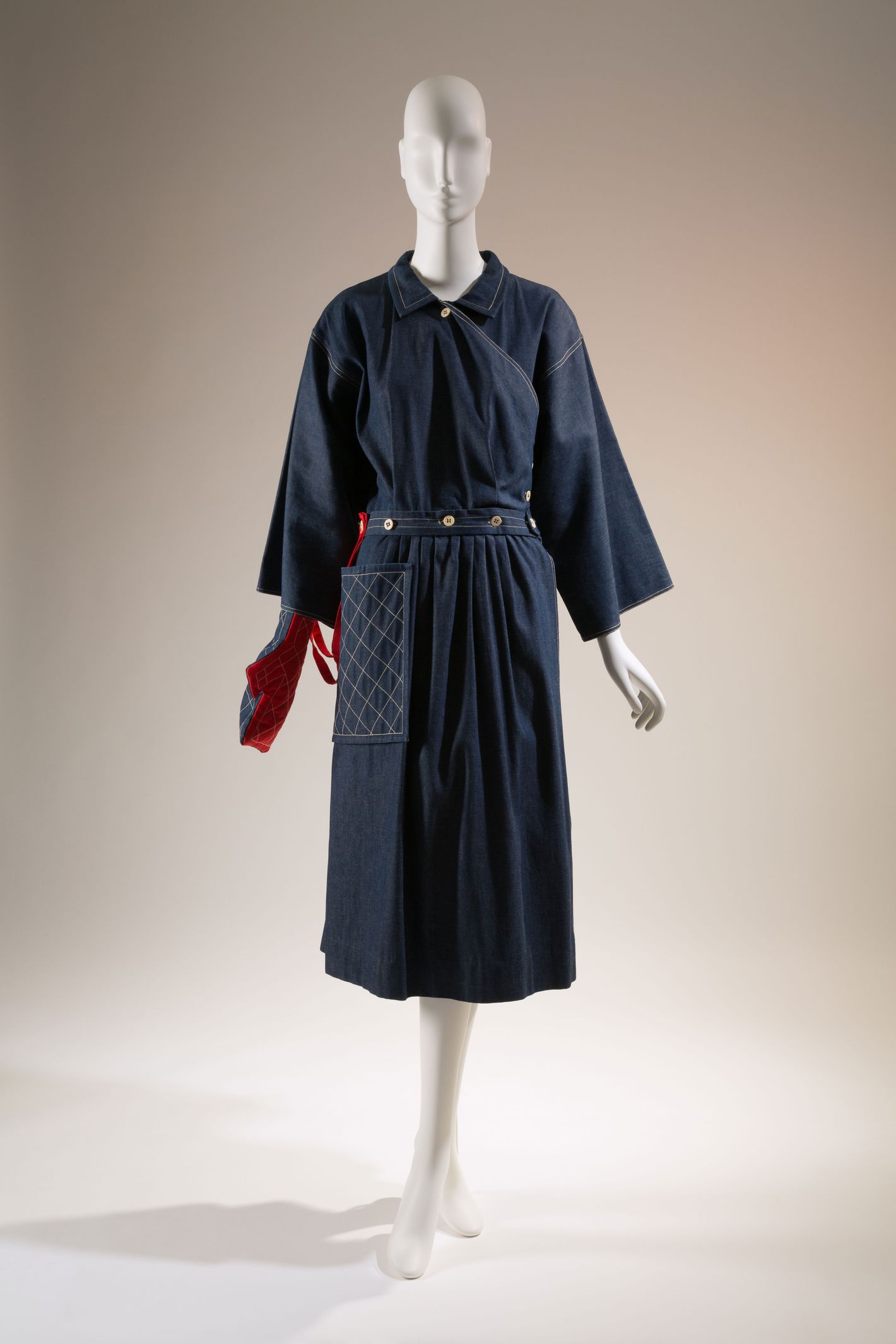 A New Exhibit Brings Jeans Into the Museum