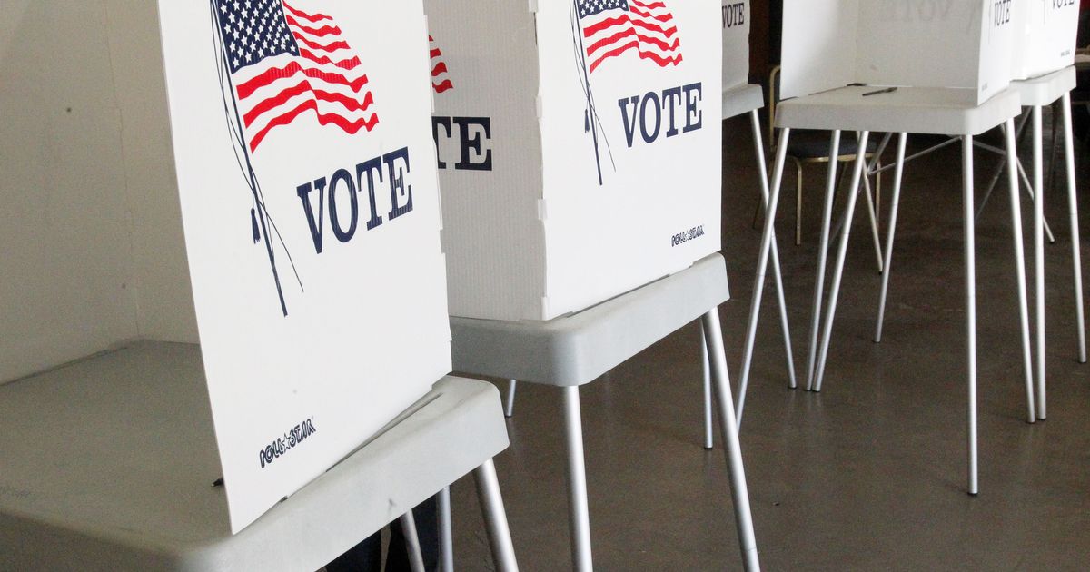 How Restaurant Owners Help Employees Vote