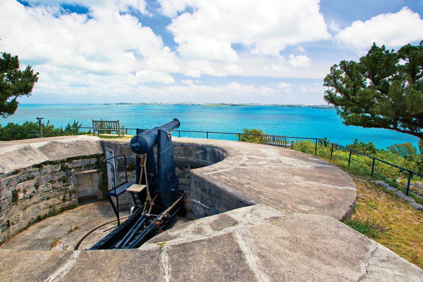A Bermuda Weekend Escape Is Easier Than You Might Think