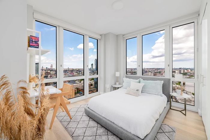 I Can’t Find Screens That Fit My New-Build Apartment Windows