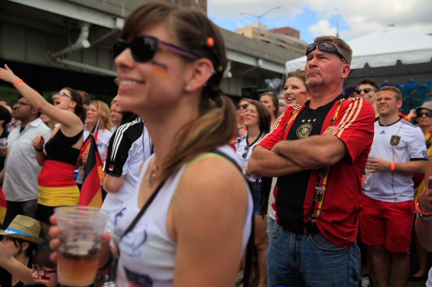 Photos: Reaction Shots of U.S. and German Soccer Fans Watching the ...