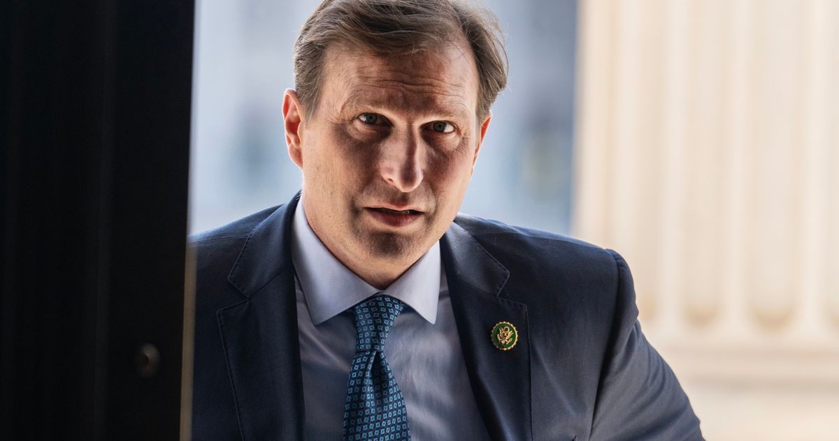 Dan Goldman, Impeachment Prosecutor Turned Defender