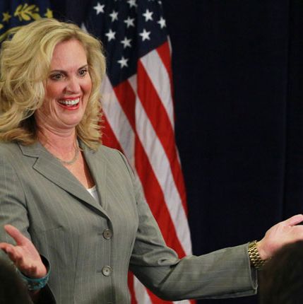 Dressing to Stump: Ann Romney’s Campaign Style