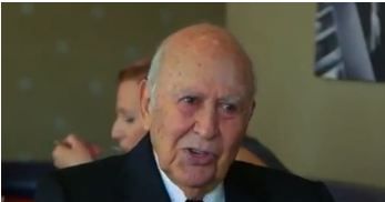 Watch Jerry Seinfeld Drive Around, Drink Coffee, Eat Deli With Mel ...