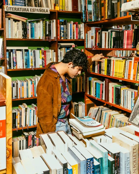 Memoirist Edgar Gomez’s Favorite Spots in Jackson Heights