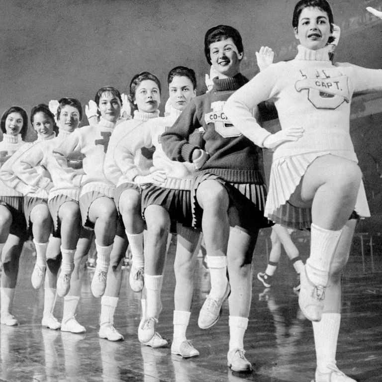 48 Vintage Cheerleading Photos in Honor of Super Bowl XLVIII