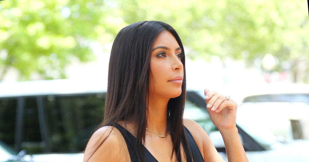 Here Is Kim Kardashian in Her Hamptons Blouse