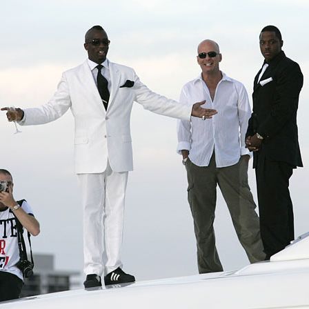 Relive the Past Three Decades Through These MTV VMA Photos - Slideshow ...