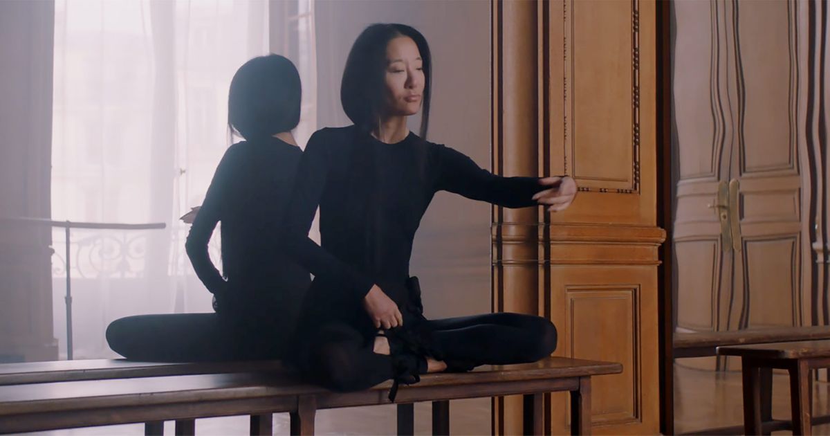 Vera Wang’s Paris Film Debuts Her Fall 2017 Collection
