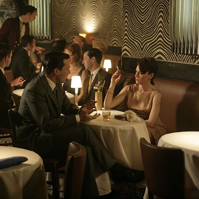Mad Men Season 1 Episode 1 Recap Smoke Gets In Your Eyes Mad Men Season 1 Episode 1 Recap Smoke Gets In Your Eyes