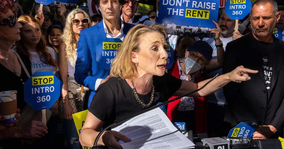 Brokers Rally Against Chi Ossé’s Broker-Fee Bill