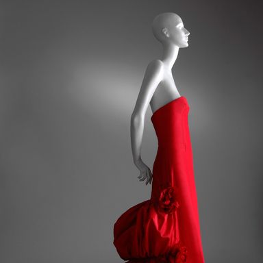 A Visual History of Valentino’s Gorgeous Couture