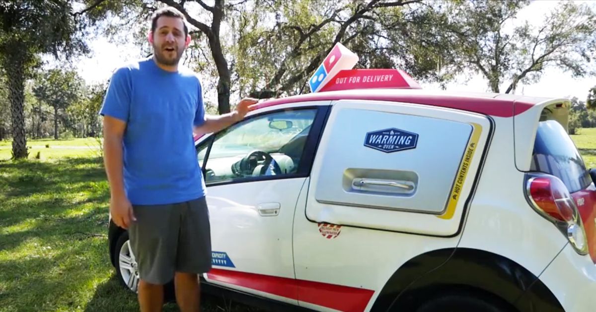 Domino’s Is Threatening YouTuber Who Restored a Delivery Car
