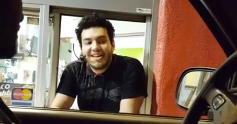 Grumpy Del Taco Manager Fired After Not Understanding How Easy It Is to ...