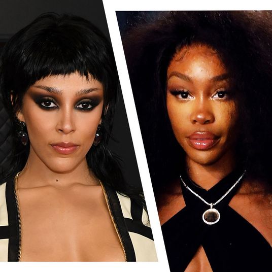 Copo Glasses, a Lightweight Side Table, and More New Stuff in Stores ...