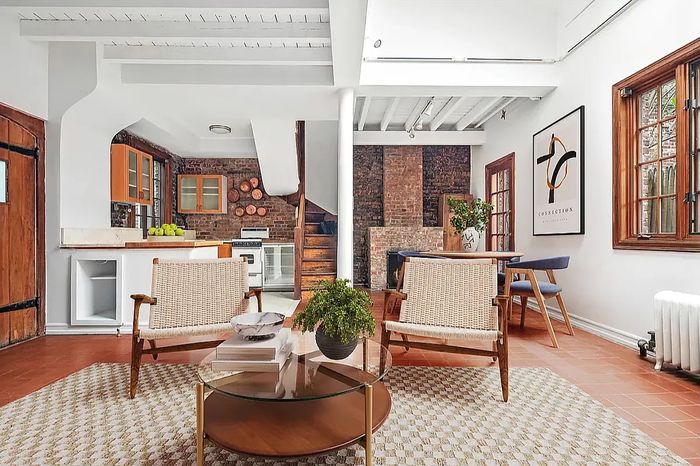 This Week’s Best NYC Rentals: A Very Charming Carriage House