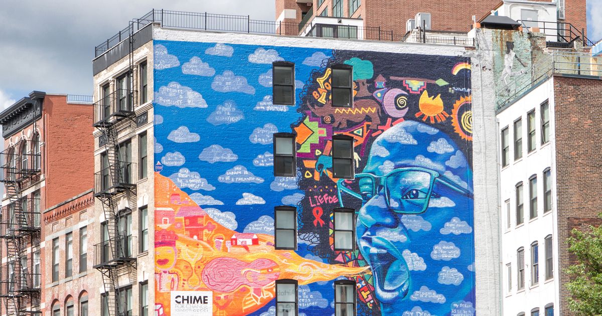 Gucci Partners With Artolution on a New Soho Mural