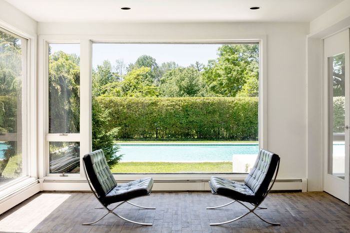 1966 Richard Meier House (With Two Pools) in New Jersey