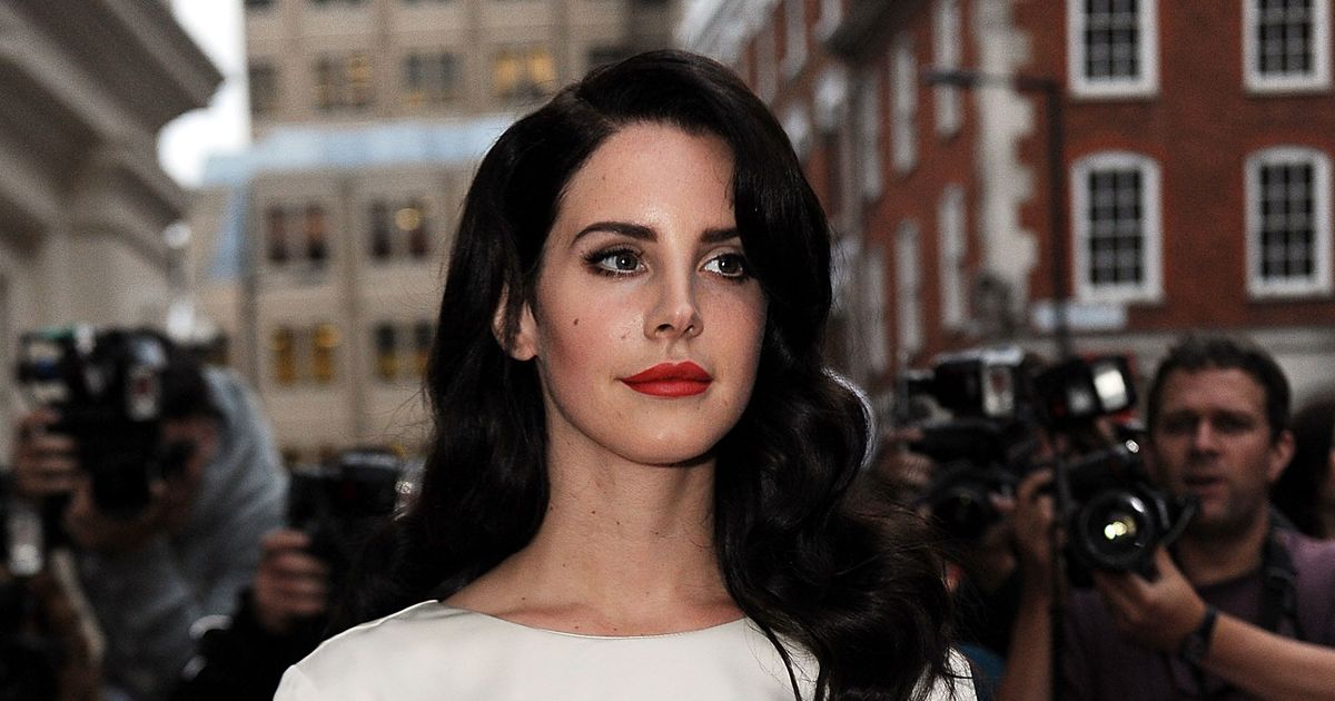 Lana Del Rey ‘Is Now Officially the Face’ of Some Sort of Versace