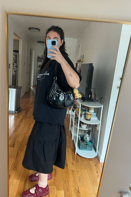 The 14 Best Black Shoulder Bags for Everyday Wear