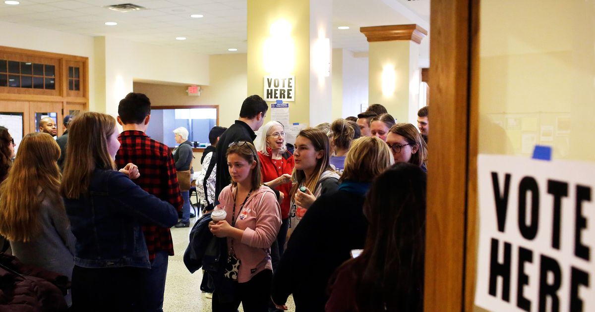 Iowa GOP Advances Plan to Disenfranchise College Students