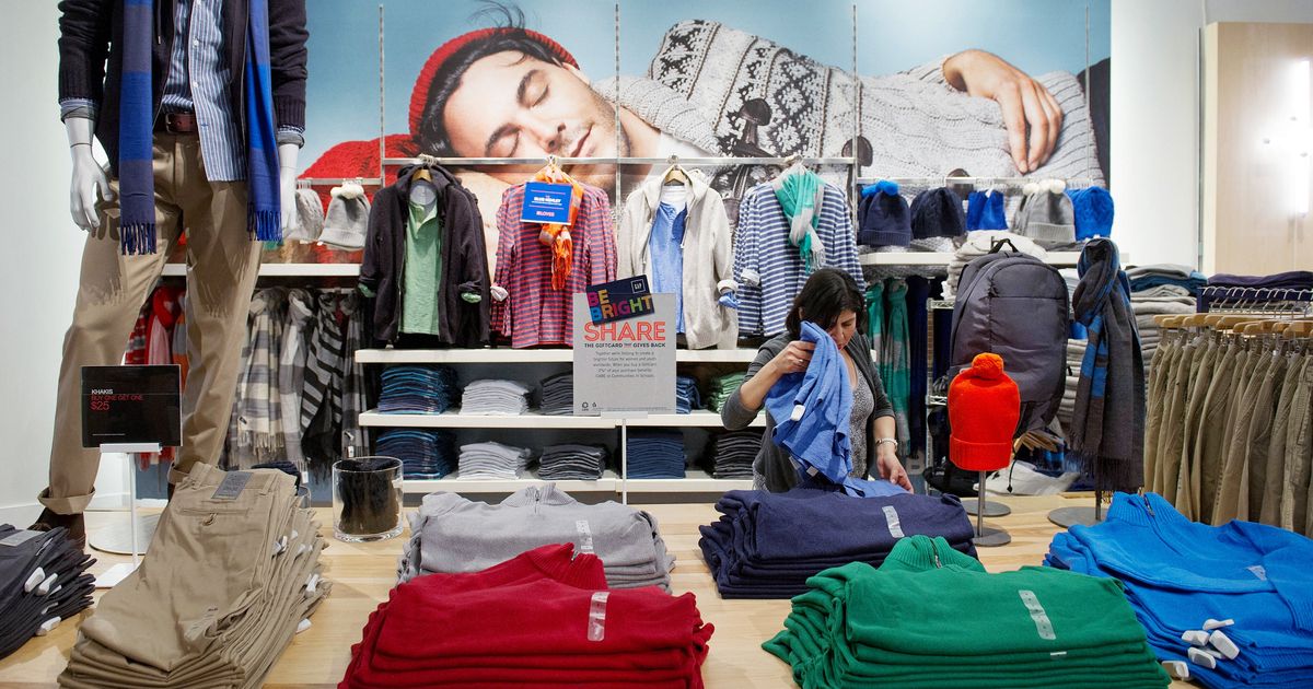 The Racial Wage Gap in Retail Is Atrocious