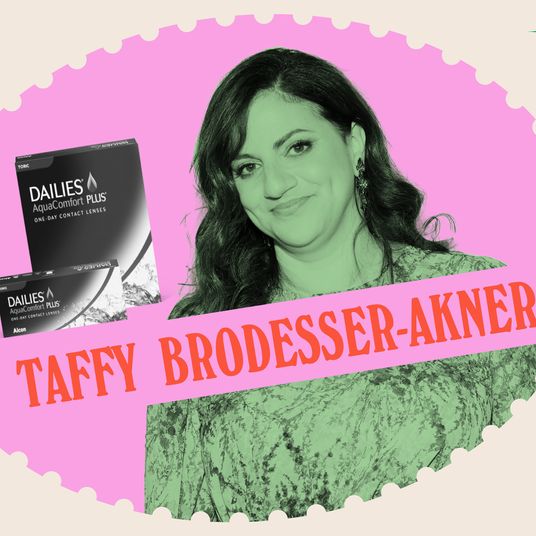 Winnie Yang’s Ceramic Dinnerware Set | The Strategist