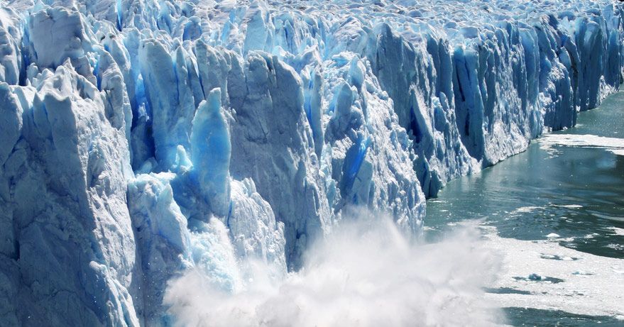 Winter Goes Out Fighting, Hurls Chunks of Ice at Tourists
