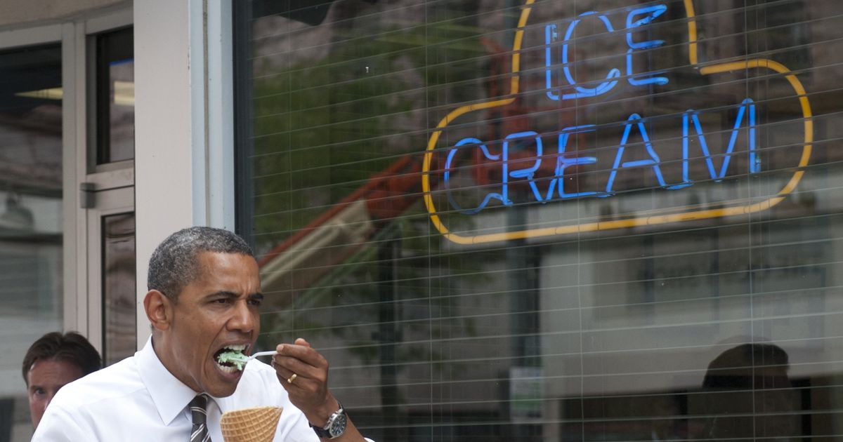 President Obama Weirdly Eats Ice Cream Cone With a Spoon