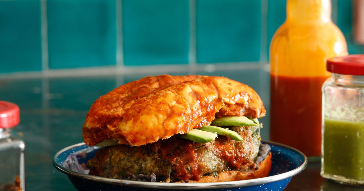 La Loncheria Opens in NYC