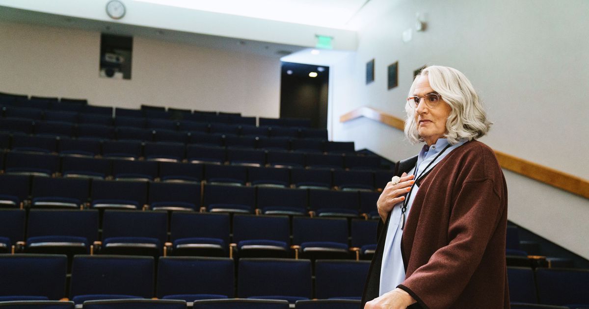 Transparent Season 4 Premiere Recap: ‘Standing Order’