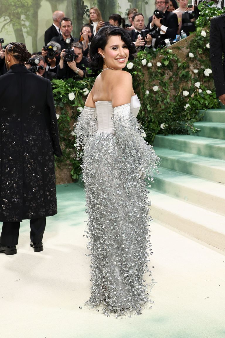 The 2024 Met Gala Red Carpet: All the Best Looks and Outfits