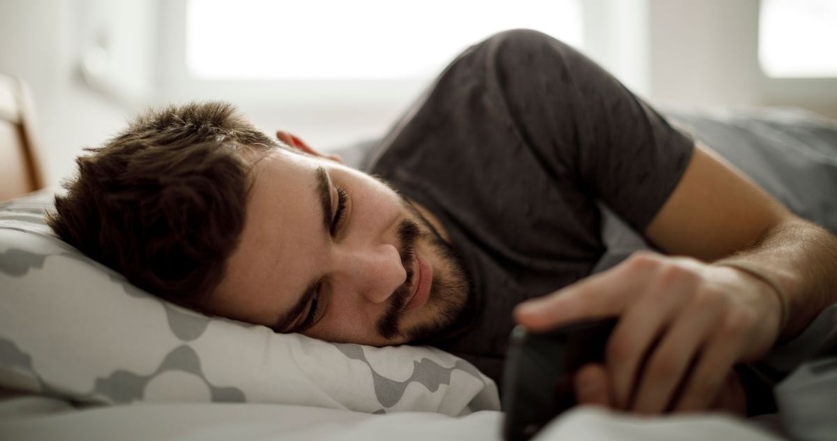 42 Good Morning Texts for Him — Best List to Start His Day