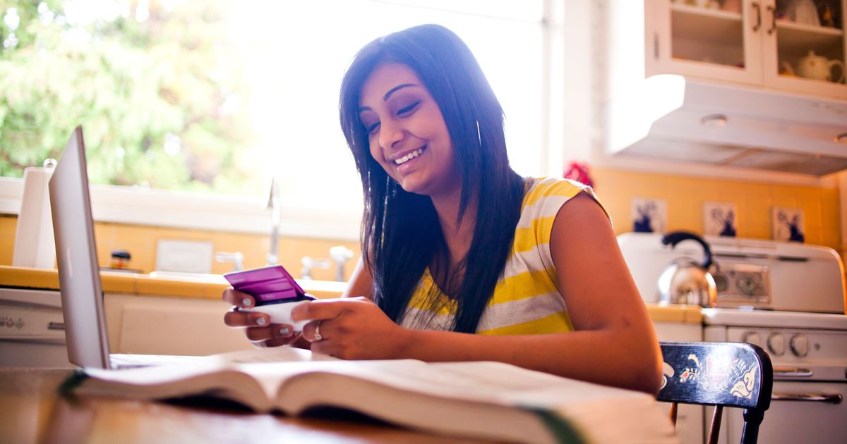 Teen Geniuses Find Way to Justify Multitasking