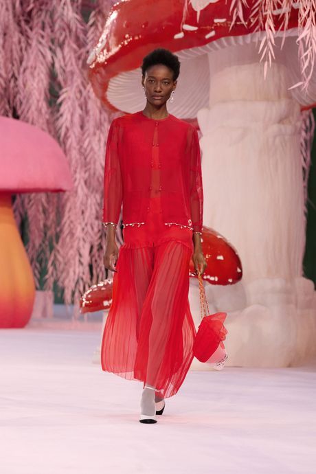 Chanel Couture Fashion Week: Cathy Horyn Review