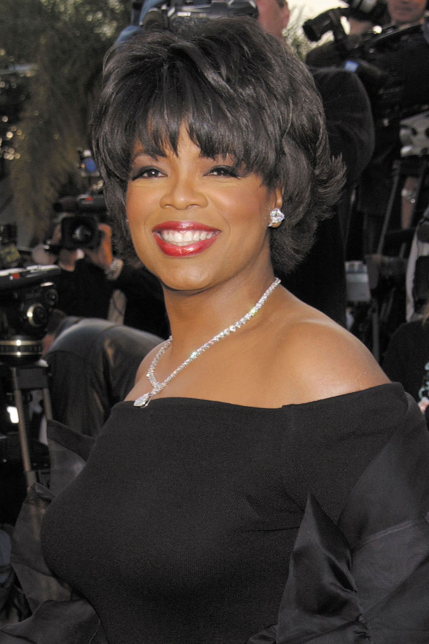 The Best 37 Oscars Lipsticks of All Time