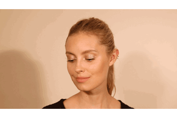 How To Create a Glowy Eye Look for Night