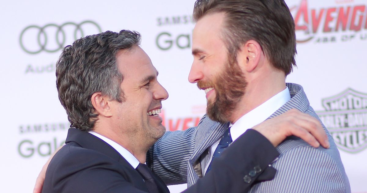 Mark Ruffalo Celebrated the 4th with Style and CapButt Memes