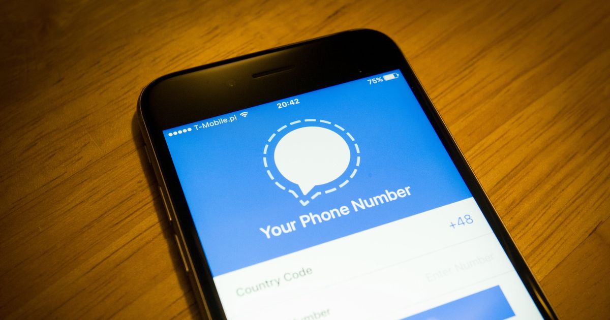No, the CIA Hasn’t ‘Cracked’ Encrypted Chat App Signal