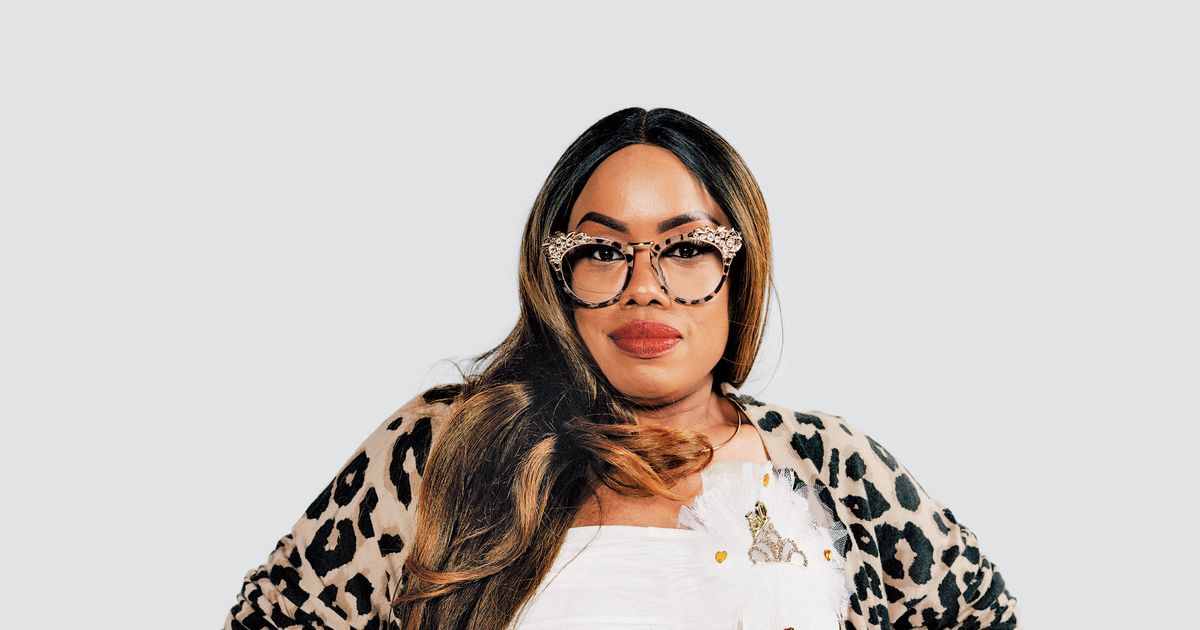 Photo: Guests at ‘Pure on the Hudson’ Manhattan Yacht Party