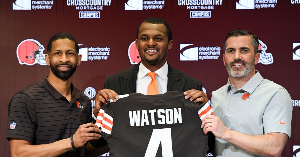 NFL Stops Pretending to Care About Violence Against Women