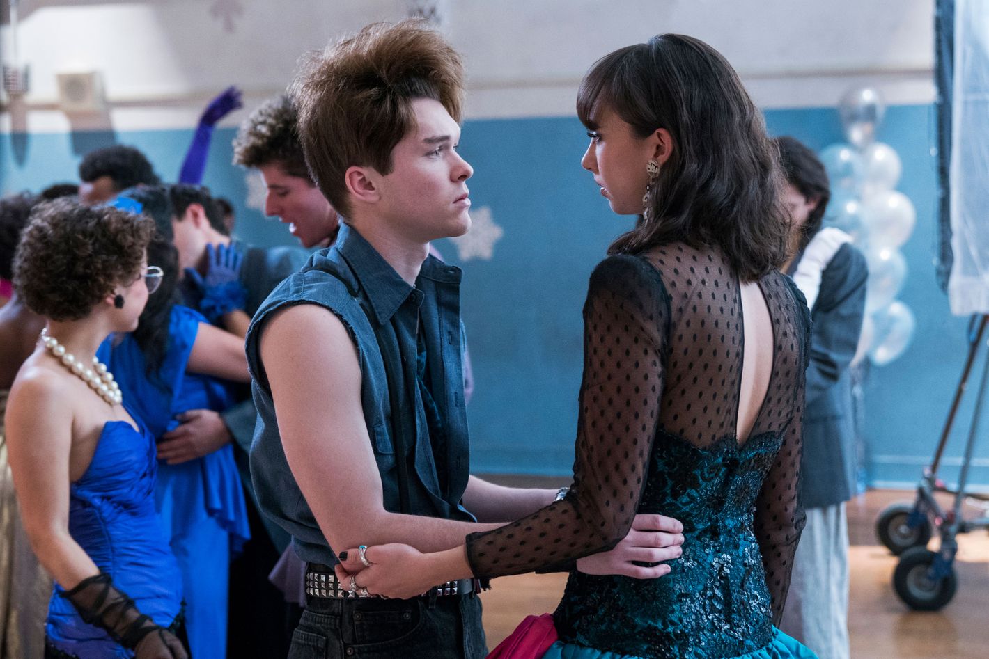 How GLOW Season 2 Made Its Flashiest ’80s Costumes