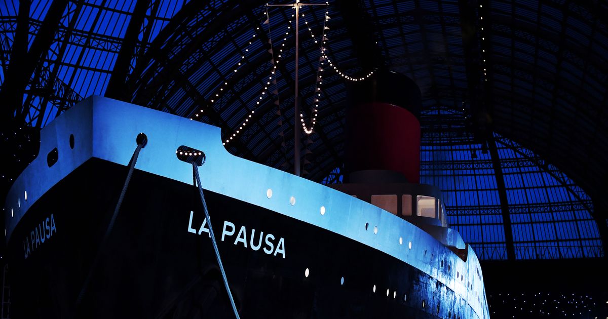 Chanel’s Resort 2019 Show Was on a Giant Cruise Ship